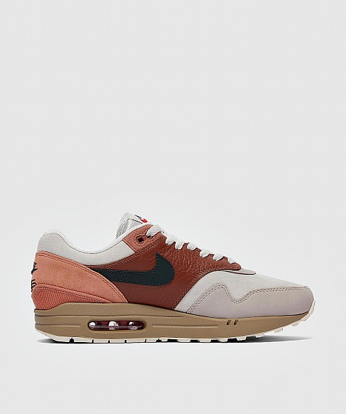 Sneaker Releases | Shoe Raffles | Sneaker Launches | SEVENSTORE